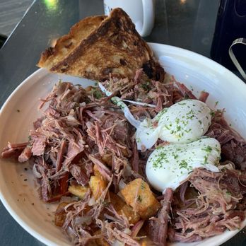 CREW OGUNQUIT - Updated July 2025 - 233 Photos & 125 Reviews - 8 Shore Rd, Ogunquit, Maine ...