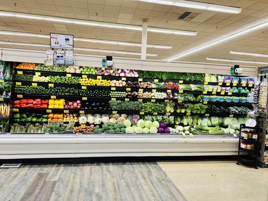 VONS - Updated January 2026 - 88 Photos & 93 Reviews - 12199 Hesperia ...