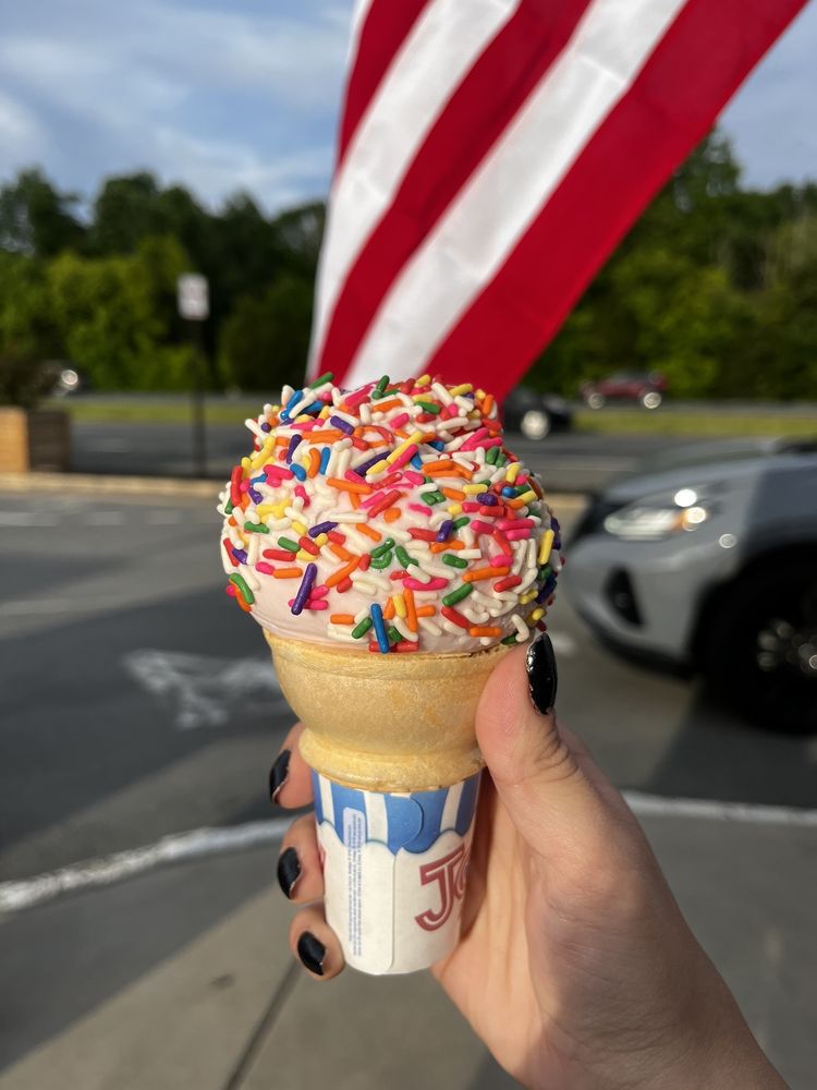 MOO THRU - 354 Photos & 560 Reviews - 11402 James Madison Hwy ...