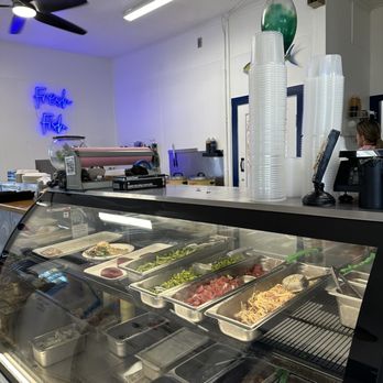 KILAUEA FISH MARKET - 551 Photos & 962 Reviews - 4270 Kilauea Rd ...