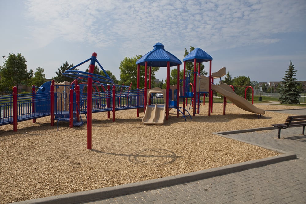 MILLBANK PARK - Updated March 2025 - 166 Glenashton Dr, Oakville ...