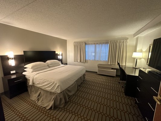 DELTA HOTELS BY MARRIOTT FARGO - Updated January 2026 - 28 Photos & 39 ...