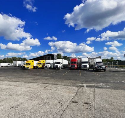 MB GLOBAL LOGISTICS - Updated October 2025 - 18 Photos - 240 E Lake St ...