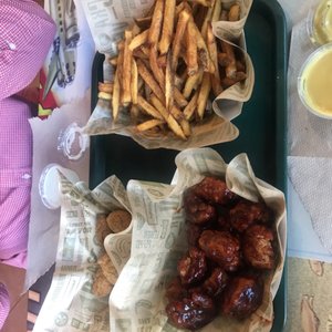 WINGSTOP - 35 Photos & 33 Reviews - Chicken Wings - 106 Percival Rd ...