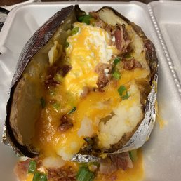 SPUD RANCH - 172 Photos & 279 Reviews - 118 Common St, New Braunfels ...