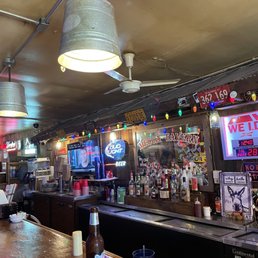 MECCA TAVERN - Updated October 2025 - 42 Photos & 28 Reviews - 4854 W ...