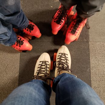 SMITHFIELD SKATE - Updated December 2025 - 18 Reviews - 200 Wimbledon ...