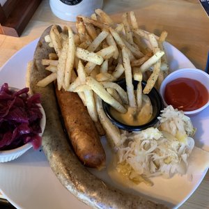 BERLINER PUB - 547 Photos & 611 Reviews - German - 221 Main Ave S ...