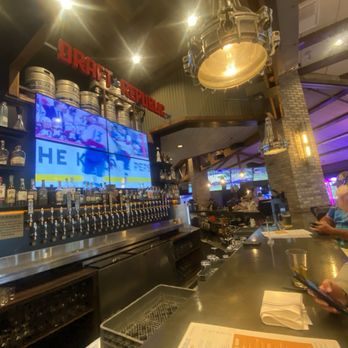 DRAFT REPUBLIC - CARLSBAD - Updated July 2024 - 1141 Photos & 1405 ...