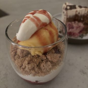 SHOSH - Updated January 2026 - 92 Photos & 34 Reviews - 41 Greenwich ...