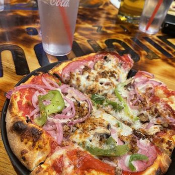 FIREHOUSE PIZZERIA - Updated June 2025 - 64 Photos & 103 Reviews - 682 ...