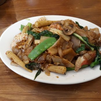 SIMPLY KHMER - Updated October 2025 - 470 Photos & 361 Reviews - 26 ...