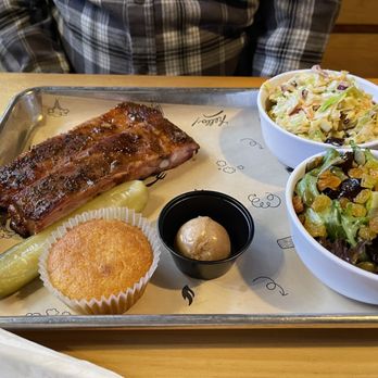 URBAN ROOTS BREWING & SMOKEHOUSE - Updated June 2024 - 1649 Photos ...