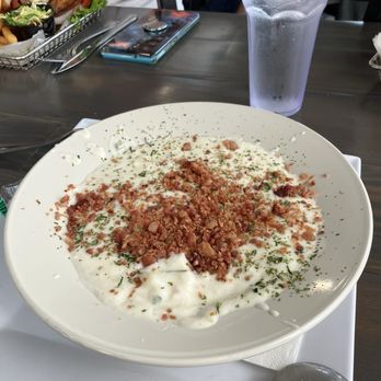 PIER 14 RESTAURANT & LOUNGE - Updated June 2024 - 831 Photos & 927 ...