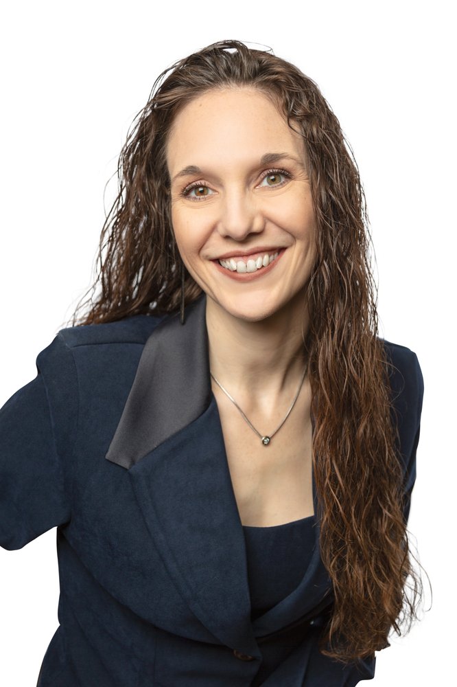 LEANNE CRAY - ALLEGIANT REALTY GROUP - Contact Agent - 18 Photos - 1720 ...