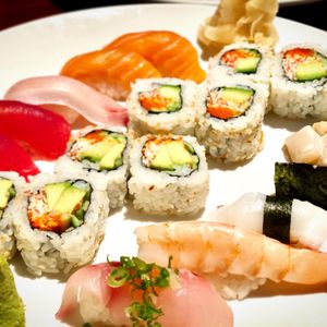 HIRO JAPANESE BUFFET - 334 Photos & 314 Reviews - Sushi Bars - 2797 S ...