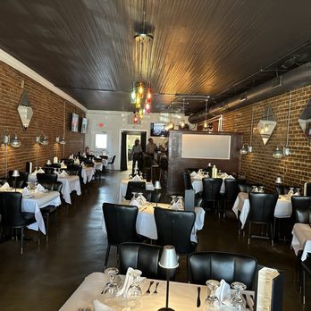 LI’L MAZZARAS - Updated December 2025 - 53 Photos & 25 Reviews - 102 ...