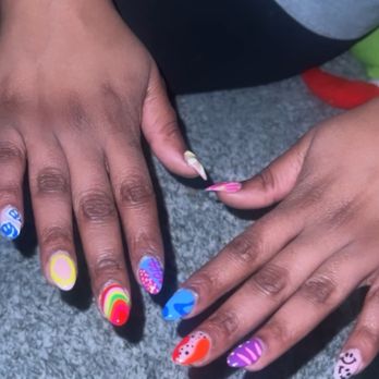 ADAM NAILS BAR AND EYELASHES - Updated October 2025 - 17 Photos - 821 ...