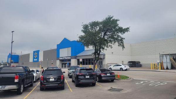 WALMART SUPERCENTER - Updated December 2025 - 74 Photos & 52 Reviews ...