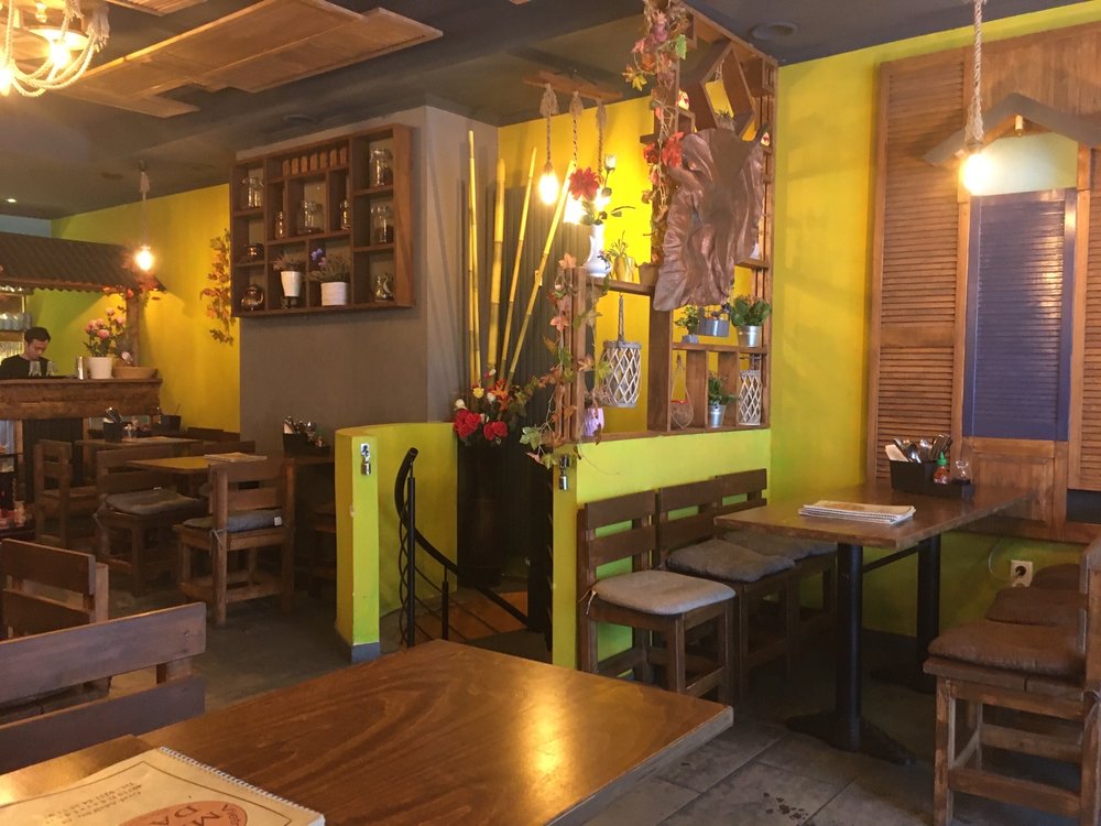 MAMA DANG - Updated January 2025 - 10 Photos - Graf-Adolf-Str. 47 ...