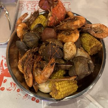 PIER 88 BOILING SEAFOOD & BAR LYNNWOOD - Updated January 2025 - 184 ...