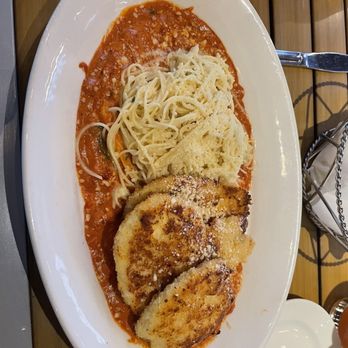 CAP CITY FINE DINER AND BAR - Updated June 2024 - 665 Photos & 799 ...