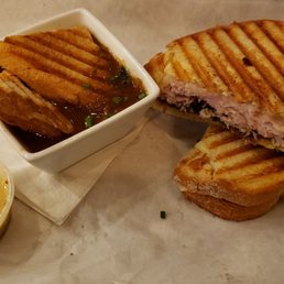 MELT KITCHEN AND BAR - Updated December 2025 - 562 Photos & 363 Reviews ...