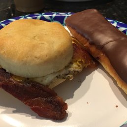 HEITZMAN TRADITIONAL BAKERY AND DELI - Updated July 2025 - 182 Photos ...