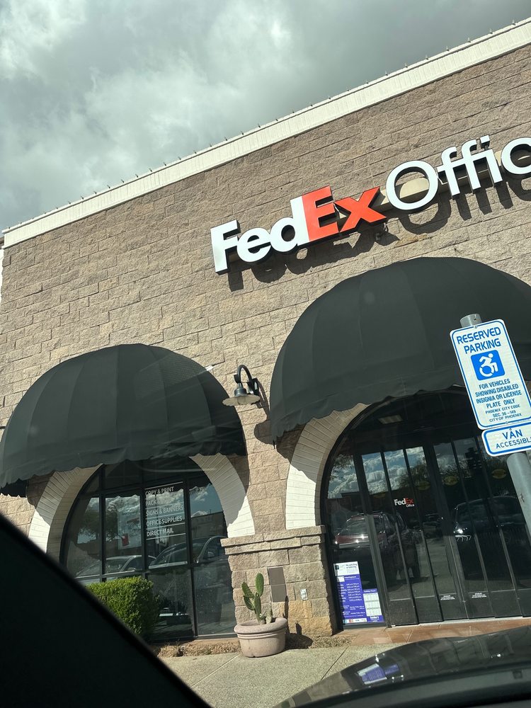 FEDEX OFFICE PRINT & SHIP CENTER - Updated December 2025 - 10 Photos ...