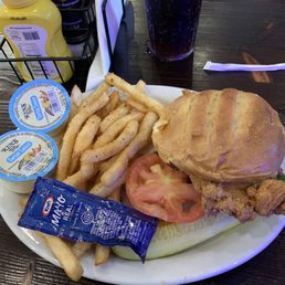 ANGRY TUNA SEAFOOD COMPANY - Updated July 2025 - 191 Photos & 242 ...