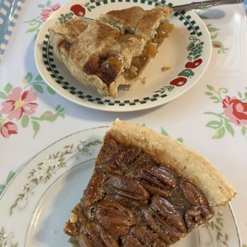 FREDERICKSBURG PIE COMPANY - Updated January 2026 - 204 Photos & 210 ...