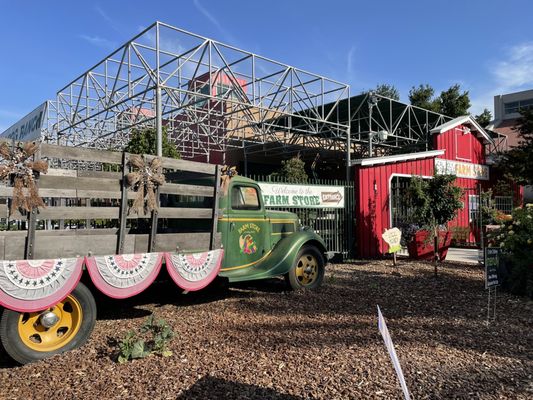 CAL POLY POMONA FARM STORE - 711 Photos & 191 Reviews - 4102 S ...