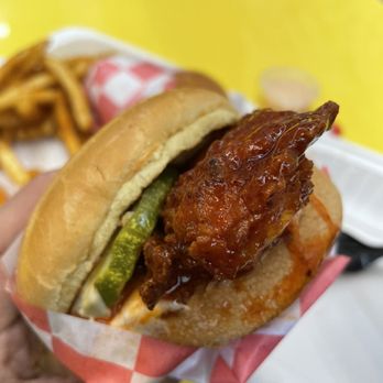 NANU’S HOT CHICKEN - Updated December 2025 - 12 Photos & 12 Reviews ...