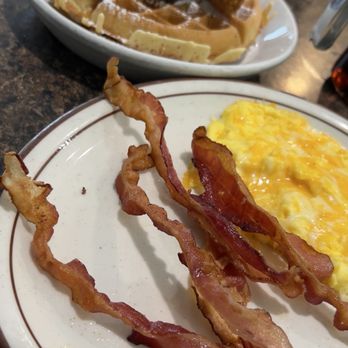 BRIGS AT THE PARK RESTAURANT - Updated December 2025 - 220 Photos & 302 ...