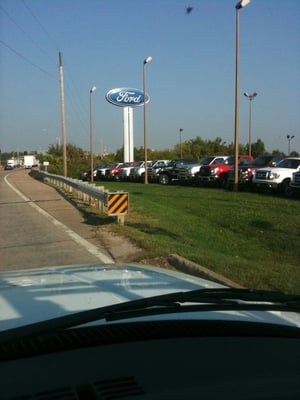 REUTHER FORD - Updated October 2025 - 26 Photos - 1325 McNutt St ...