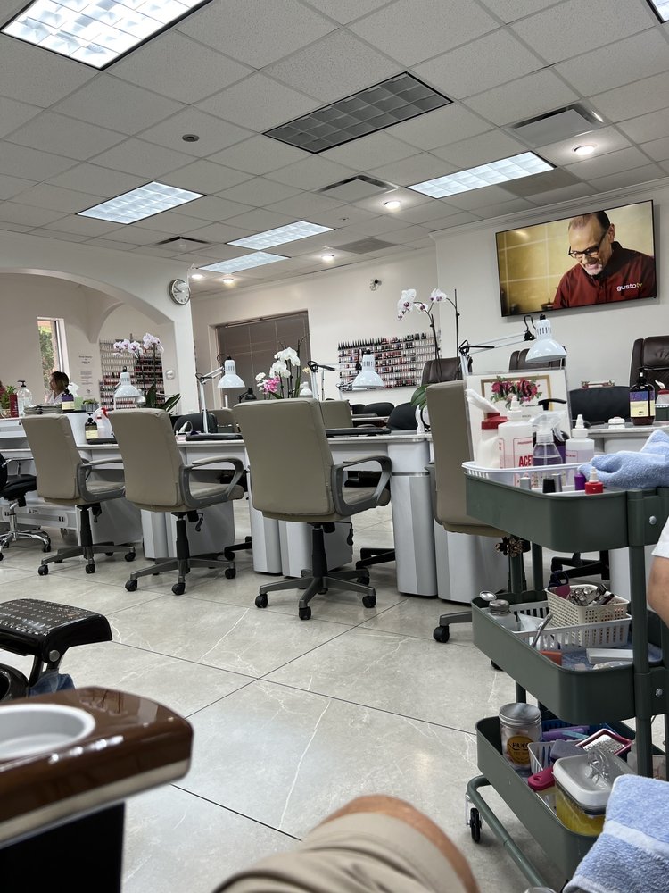 JEFFERSON NAILS - Updated February 2025 - 10 Photos & 20 Reviews - 3700 Jefferson St, Austin ...