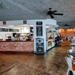 PAULIE’S - Updated December 2025 - 1186 Photos & 1079 Reviews - 1834 ...