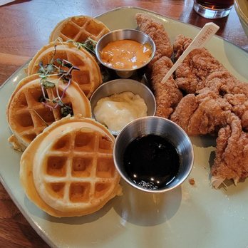 TWIGS TAVERN AND GRILLE - Updated May 2024 - 113 Photos & 205 Reviews ...