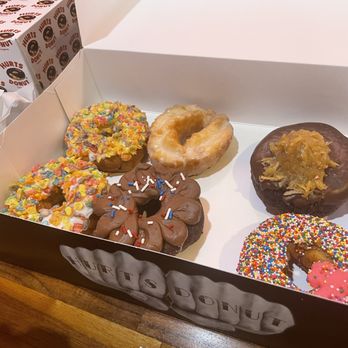 HURTS DONUT - Updated January 2026 - 359 Photos & 241 Reviews - 1580 W ...