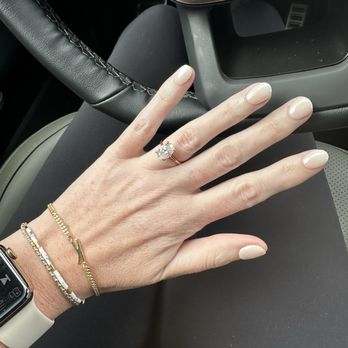 LEVUE NAILS & SPA - Updated June 2024 - 218 Photos & 147 Reviews - 8900 ...