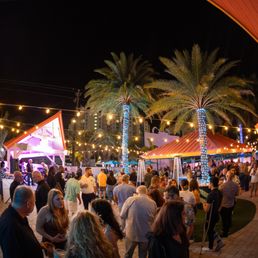 THE BUNGALOW BAR & GRILL - Updated June 2025 - 113 Photos & 57 Reviews ...