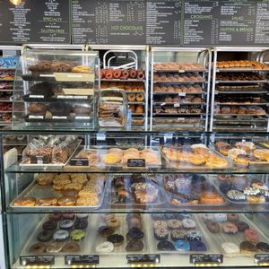 THE DONUTTERY - 4718 Photos & 4311 Reviews - Donuts - 17420 Beach Blvd ...