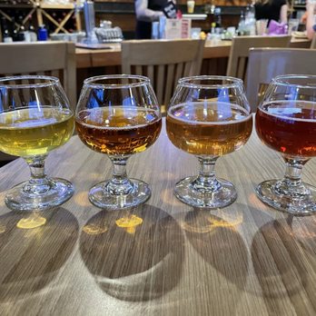 WATERSHED PUB & KITCHEN - Updated August 2025 - 316 Photos & 505 ...