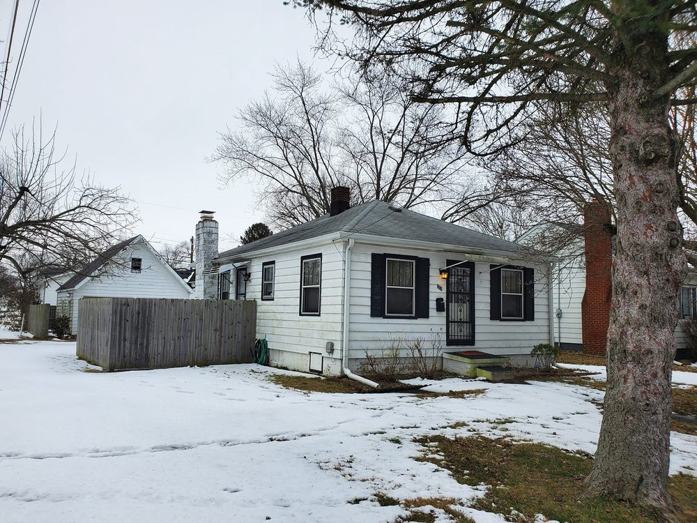 MAXIMUM EFFORT ROOFING - 10 Photos - Amo, Indiana - Roofing - Phone ...