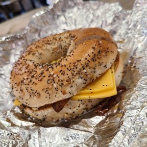 MAKEBS BAGELS & DELI - Updated February 2025 - 28 Photos - 300 S Dixie ...