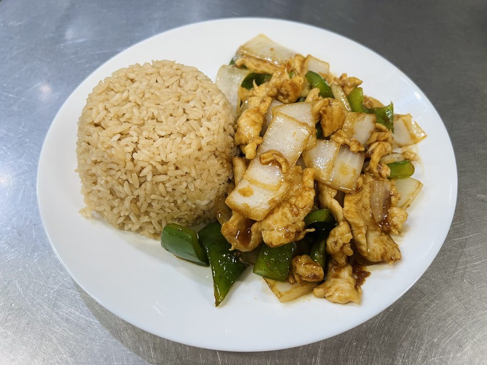 HAPPY WOK - Updated December 2025 - 17 Photos - 7610 Elmwood Ave ...