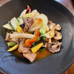 NAA MO THAI RESTAURANT - Updated October 2025 - 107 Photos & 140 ...