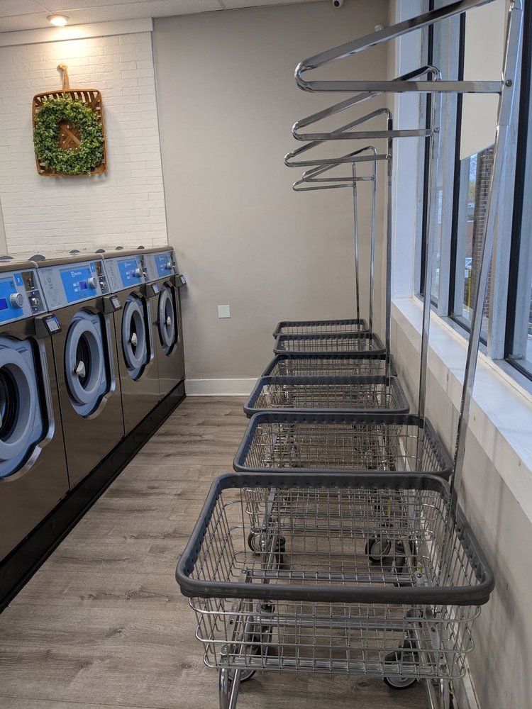 REVOLUTION LAUNDROMAT - Updated October 2025 - 15 Photos - 3814 Morrell ...
