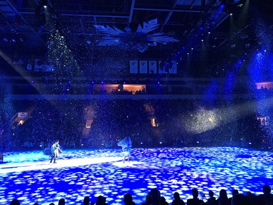 H-E-B CENTER AT CEDAR PARK - 396 Photos & 284 Reviews - 2100 Ave Of The ...