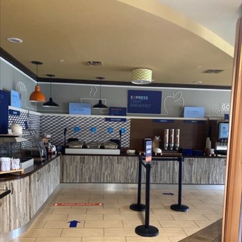 HOLIDAY INN EXPRESS & SUITES PERRY-NATIONAL FAIRGROUND AREA - Updated ...